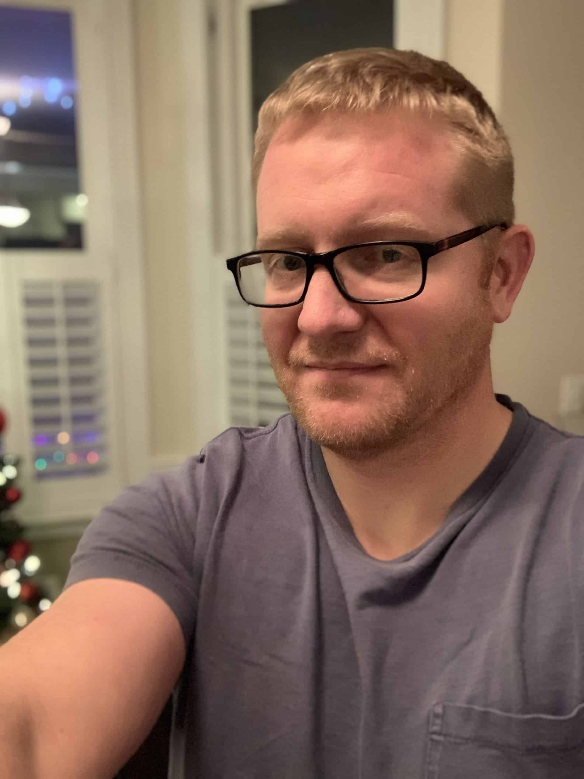 Apply | Dr. Samuel Clanton | Scholarship for Medical Students